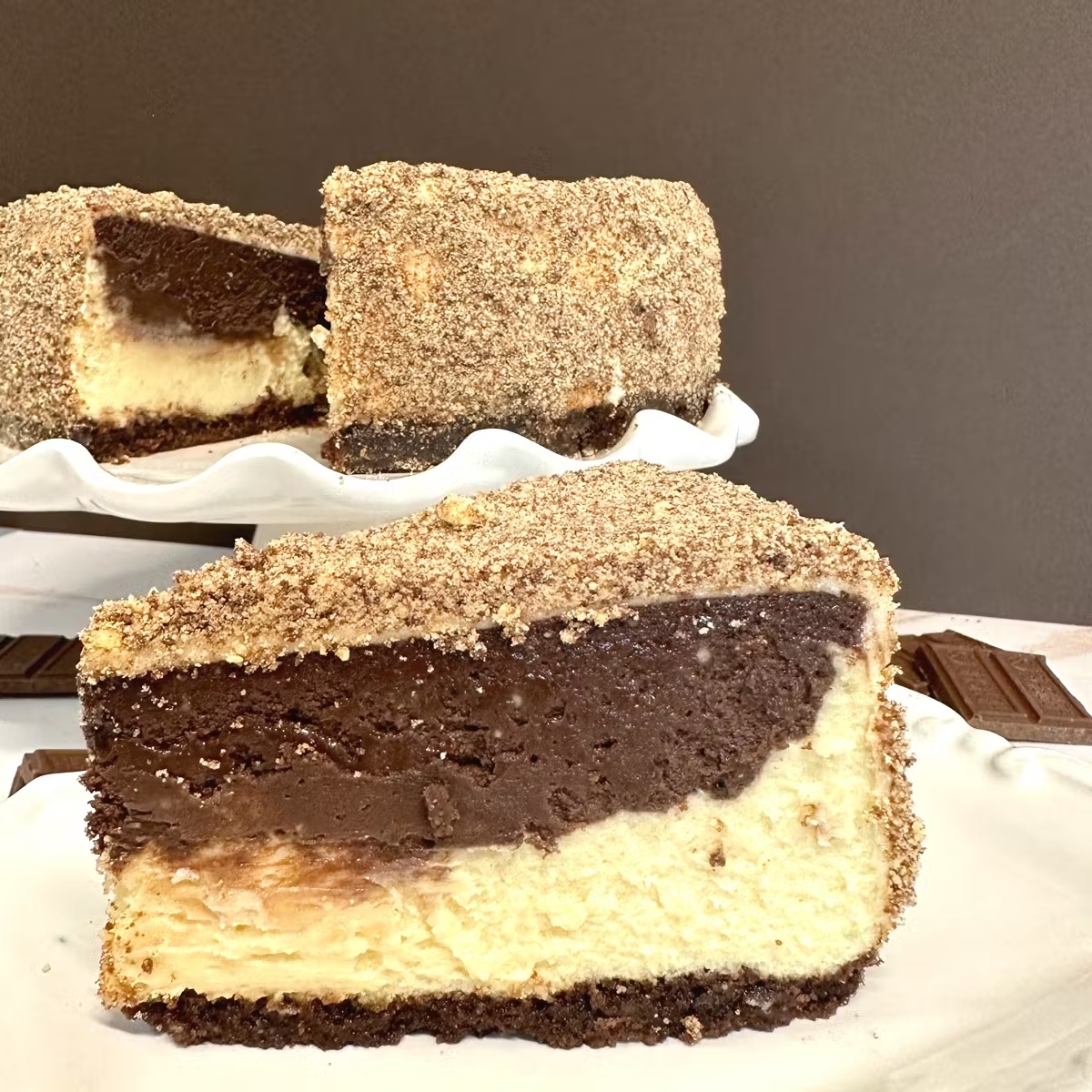 "Chocolate Crunch King" Cheesecake - Goldbelly