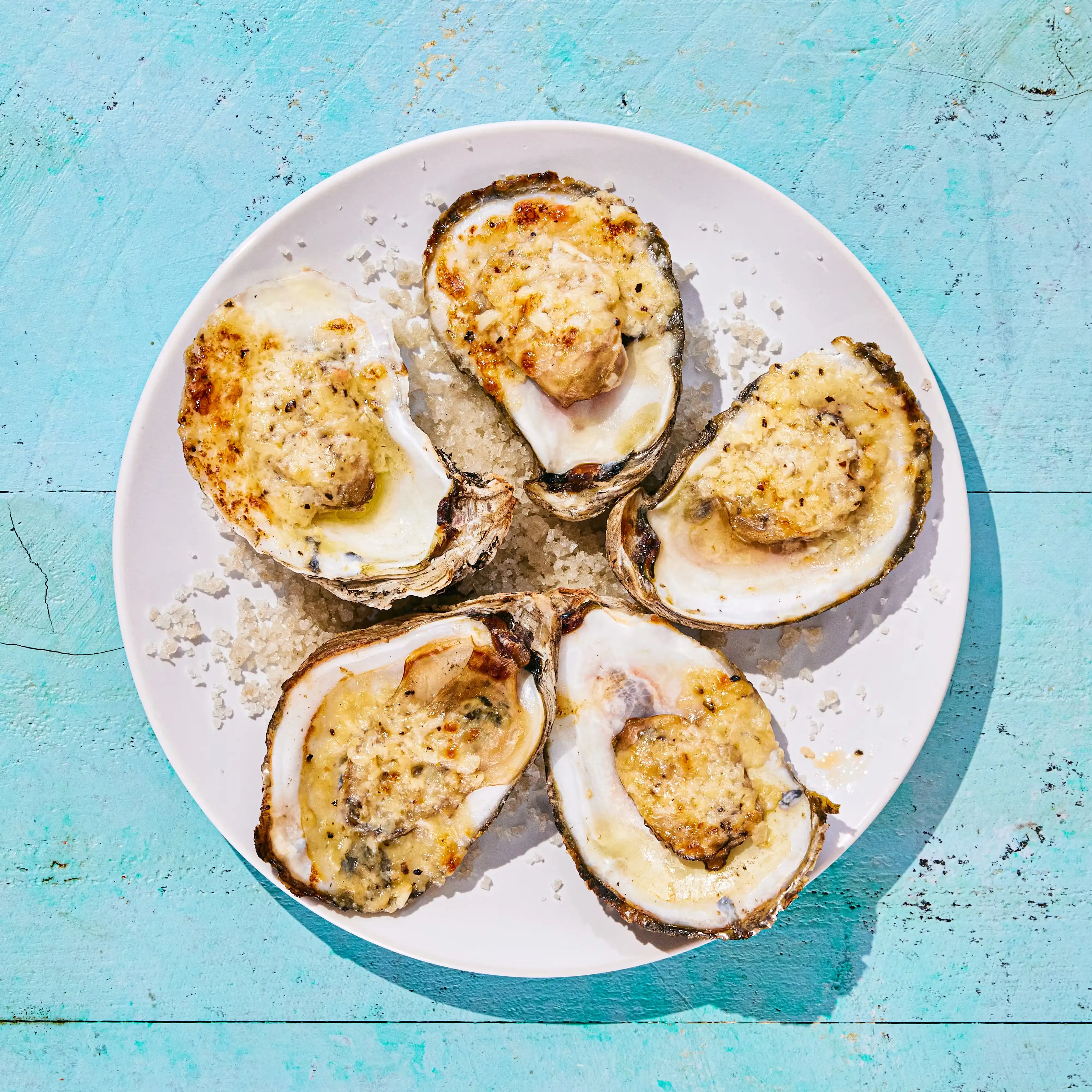 Garlic Parmesan Grilled Oysters - Goldbelly